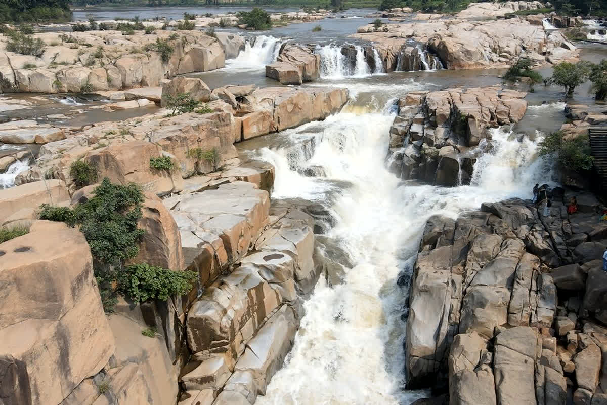 Devpahari Waterfall