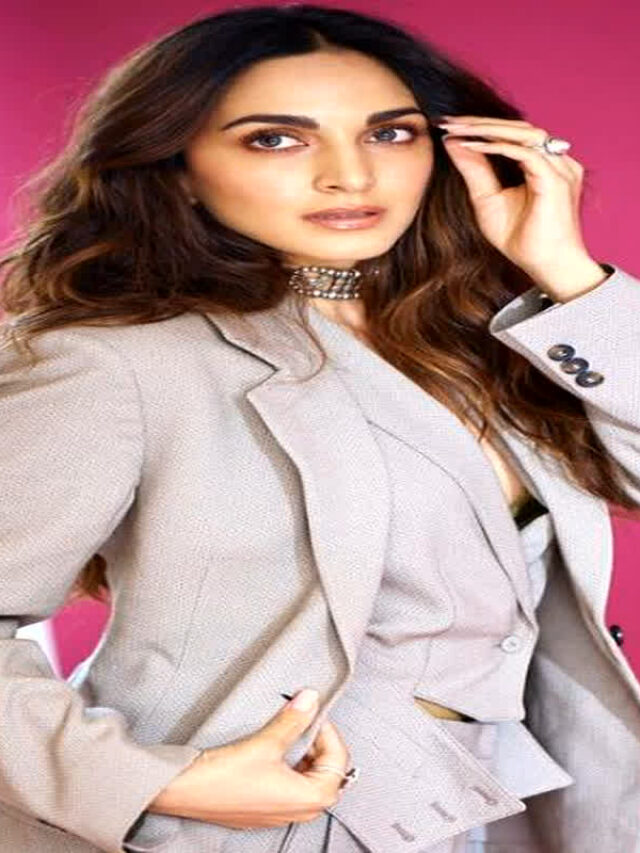 Kiara Advani New Look: एक्ट्रेस ने बॉसी लुक में ढाया कहर, तस्वीरें देख फैंस ने की जमकर तारीफ ...